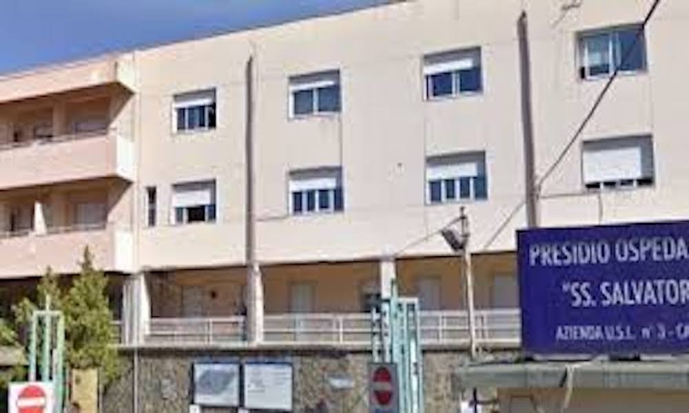 S. M. di Licodia, muore dopo essersi scagliato contro un infisso ...
