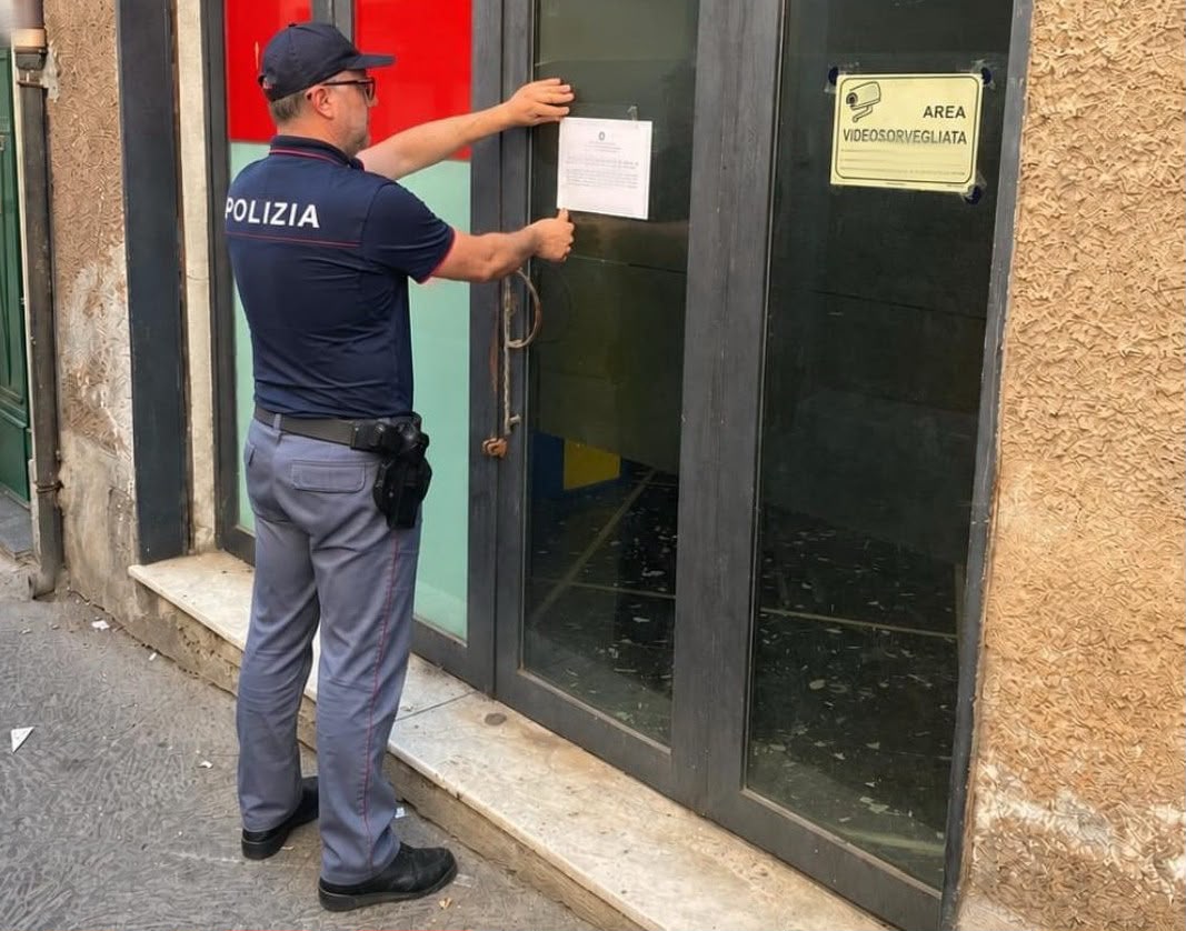 Adrano, sala giochi chiusa per 7 giorni: ritrovo di pregiudicati ...